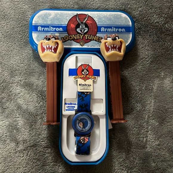 Warner Bros. | Accessories | Vintage Looney Tunes Tasmanian Devil Watch ...